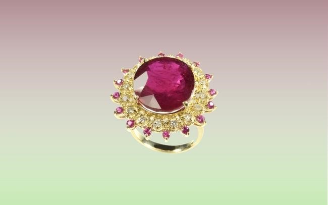 Top 10 Gemstone Jewelry Trends of the Year